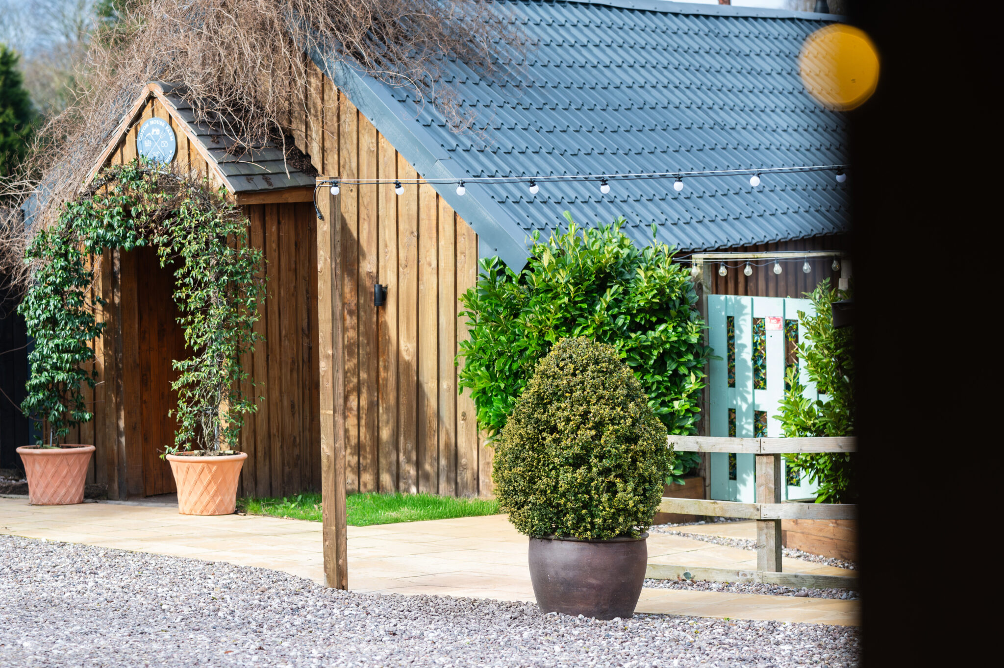 Coton House Farm | Wedding Venue Guide